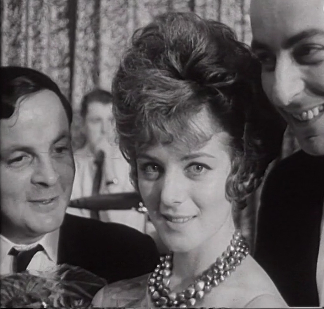 Miss Dublin Wins Contest - Amharc Éireann: Eagrán 126 - IFI Archive Player