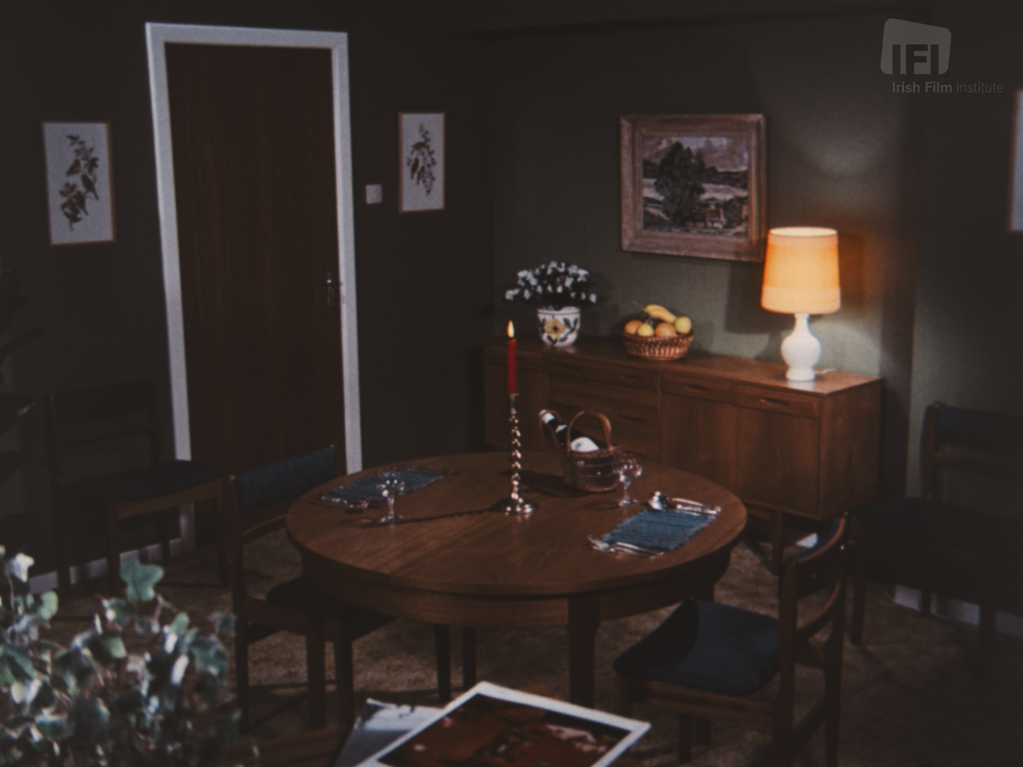 Troscan Furniture: Dining Room - IFI Archive Player